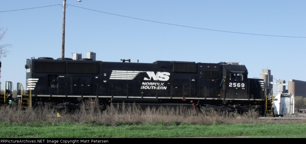 NS 2569